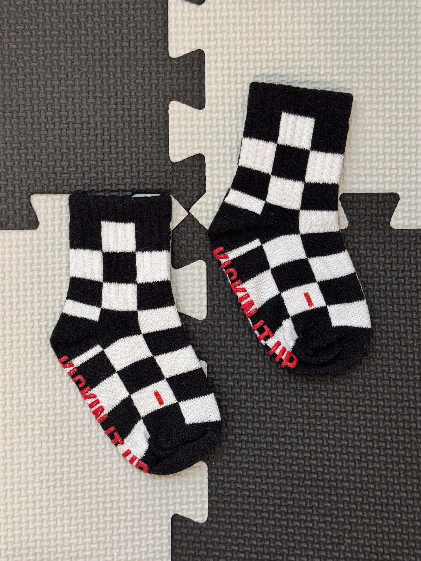 Black + White Checker Socks (KIU) – Little Honey's